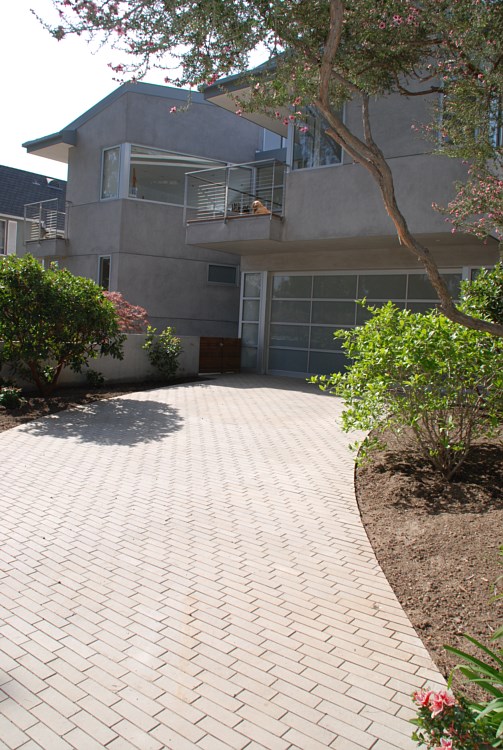Narrow Modular Pavers for Dealers and Suppliers